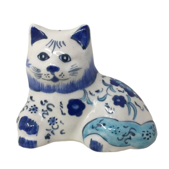 Accents | Cute Vintage Cat Figurine Country Blue Floral Pattern Signed ...